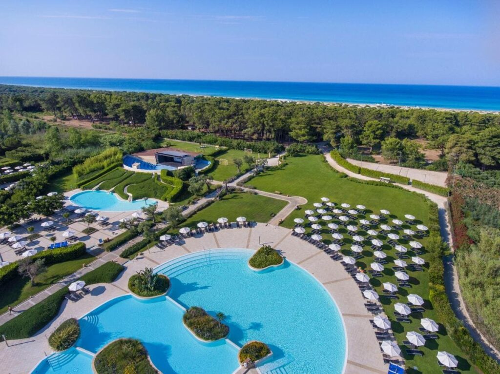 Resort in Puglia sul Mare: 10 Indirizzi da Non Perdere - Viaggiando A ...